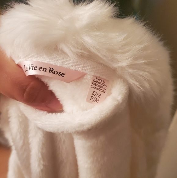La Vie En Rose | Intimates & Sleepwear | Fur Robe De Shambre De La Vie ...